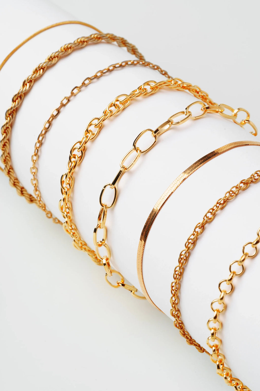 Bracelet Size Guide | Find Your Perfect Fit | AVORA Fine Jewelry